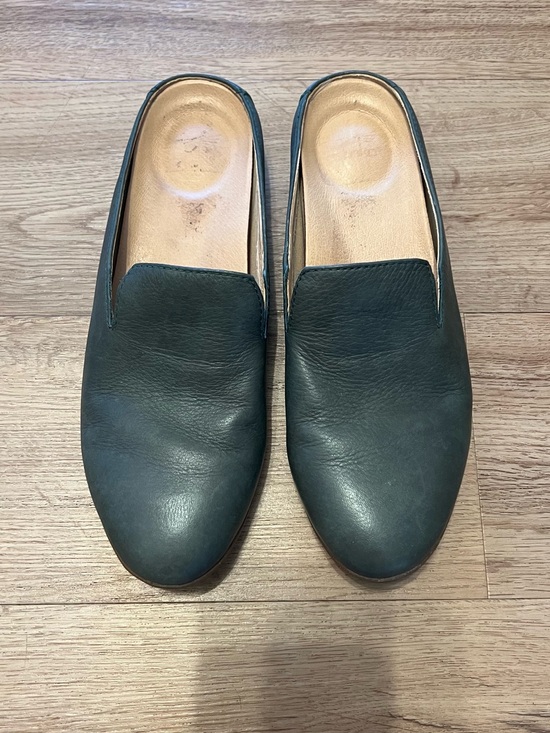 Dansko | Shoes | Dansko Womens Slipon Leather Mules Flats In Deep Green ...